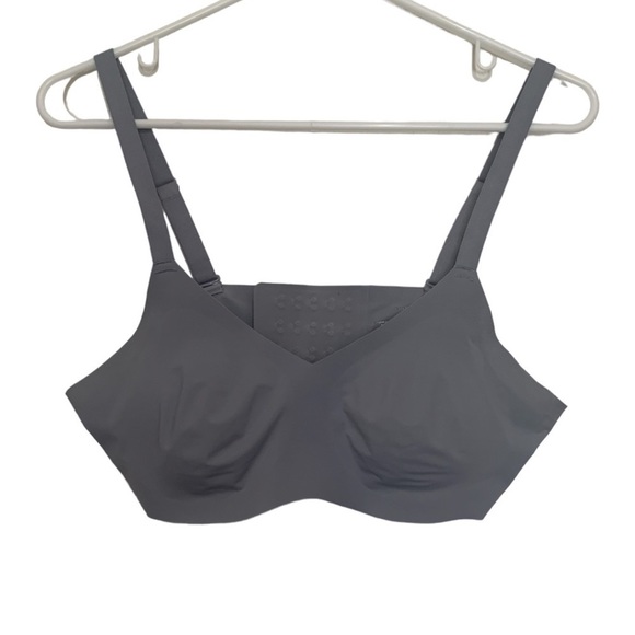 knix | Intimates & Sleepwear | Knix Grey Bra Sz 2 Has Removable Pads ...